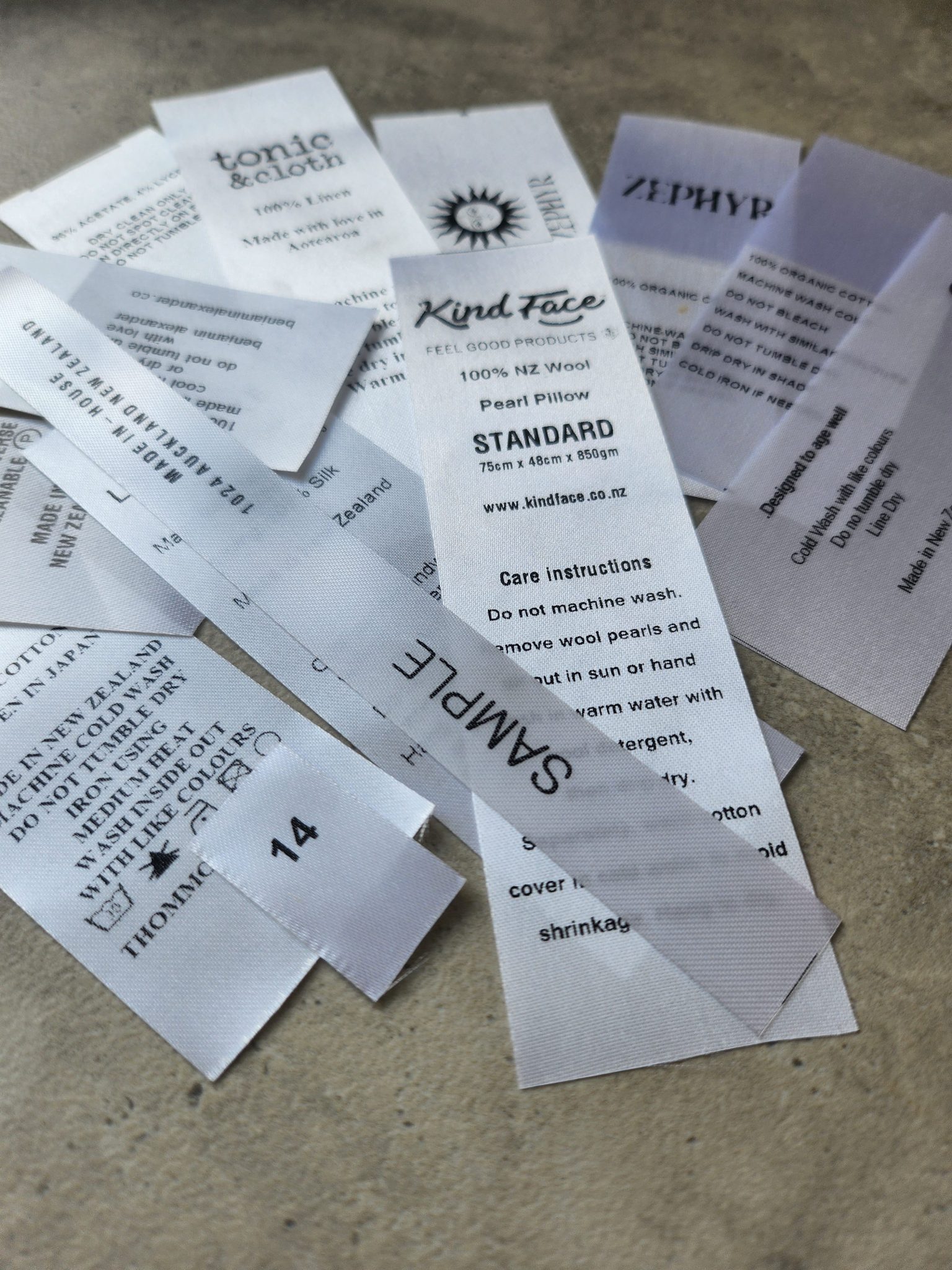 White Ribbon Custom Care Labels (Slit Edge)
